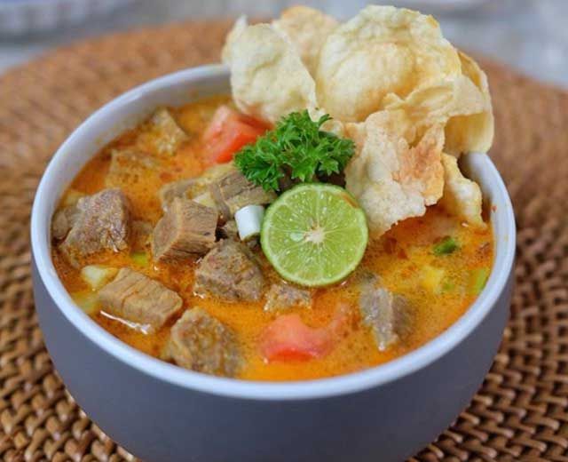 Akhir Pekan, Coba Resep Soto Tangkar Khas Betawi - RRI.co.id