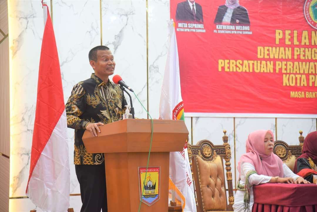 Genius Umar ke PPNI Kota Pariaman: Tingkatkan Profesionalisme - RRI.co.id