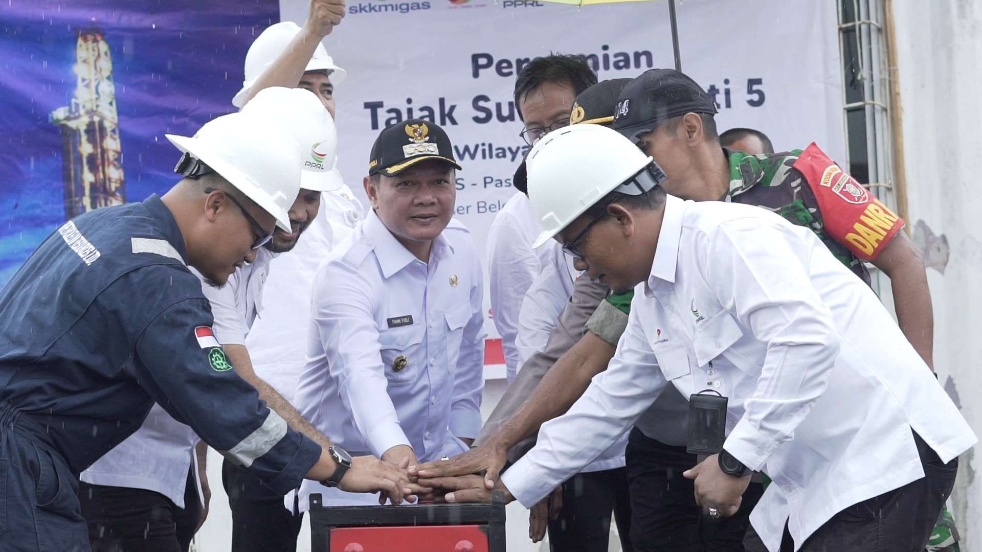 Bupati Resmikan Tajak Sumur Kinanti 5 - RRI.co.id