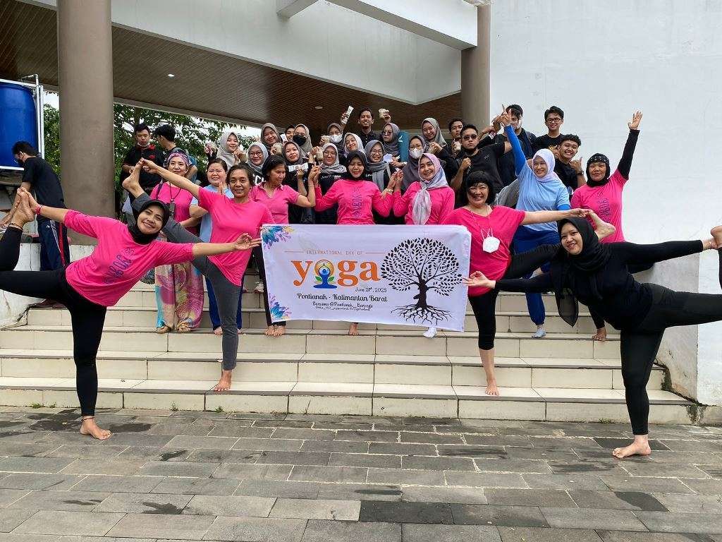 Senam Yoga dan Penggalangan Dana untuk Pengidap Thalasemia - RRI.co.id
