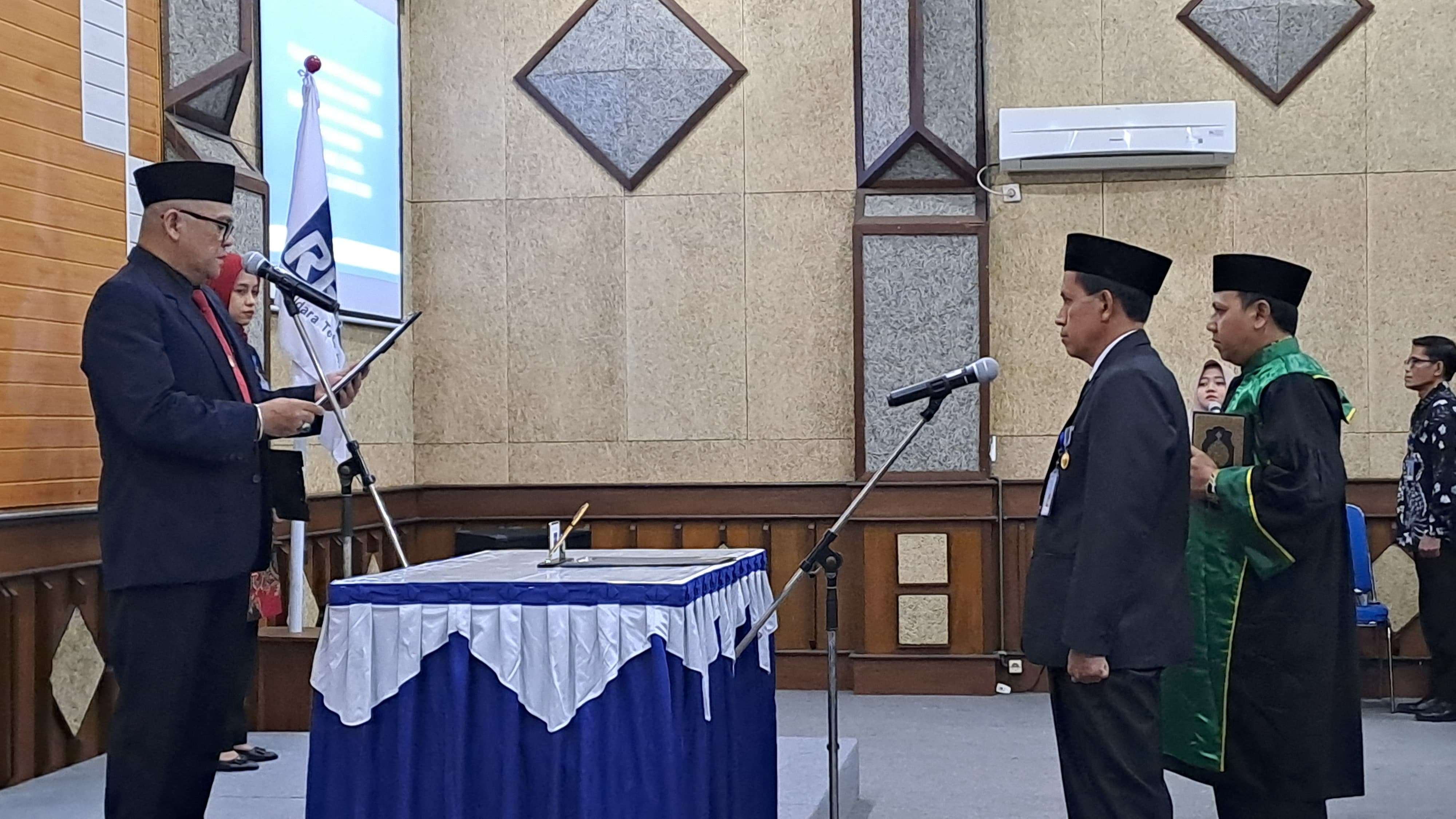 LPP RRI Madiun Gelar Pelantikan Jabatan Kasubbag TU - RRI.co.id