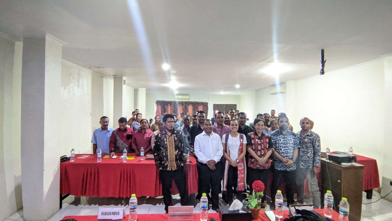 Bawaslu Alor Melakukan Rapat Pengawasan Pengut hitung Suara - RRI.co.id