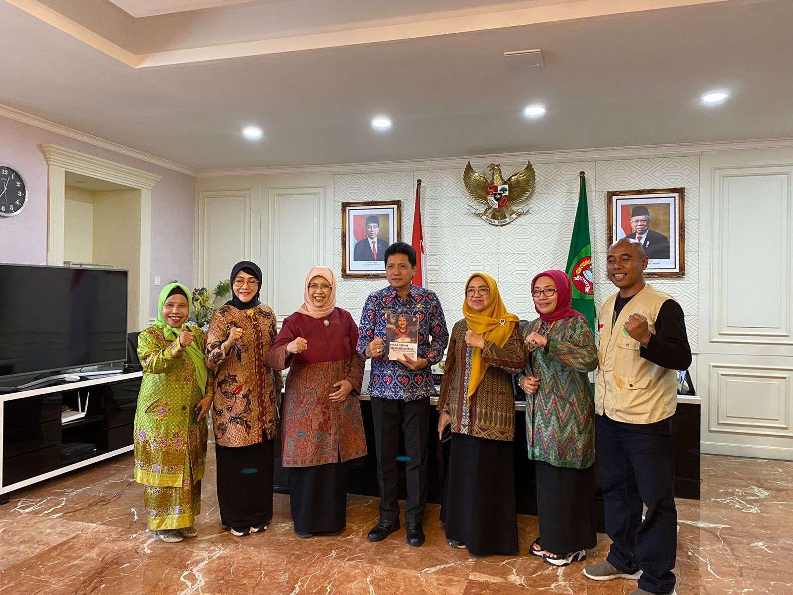 Pj Gubernur Maluku Minta Dinkes Masif Edukasi Gizi ke Masyarakat - RRI ...