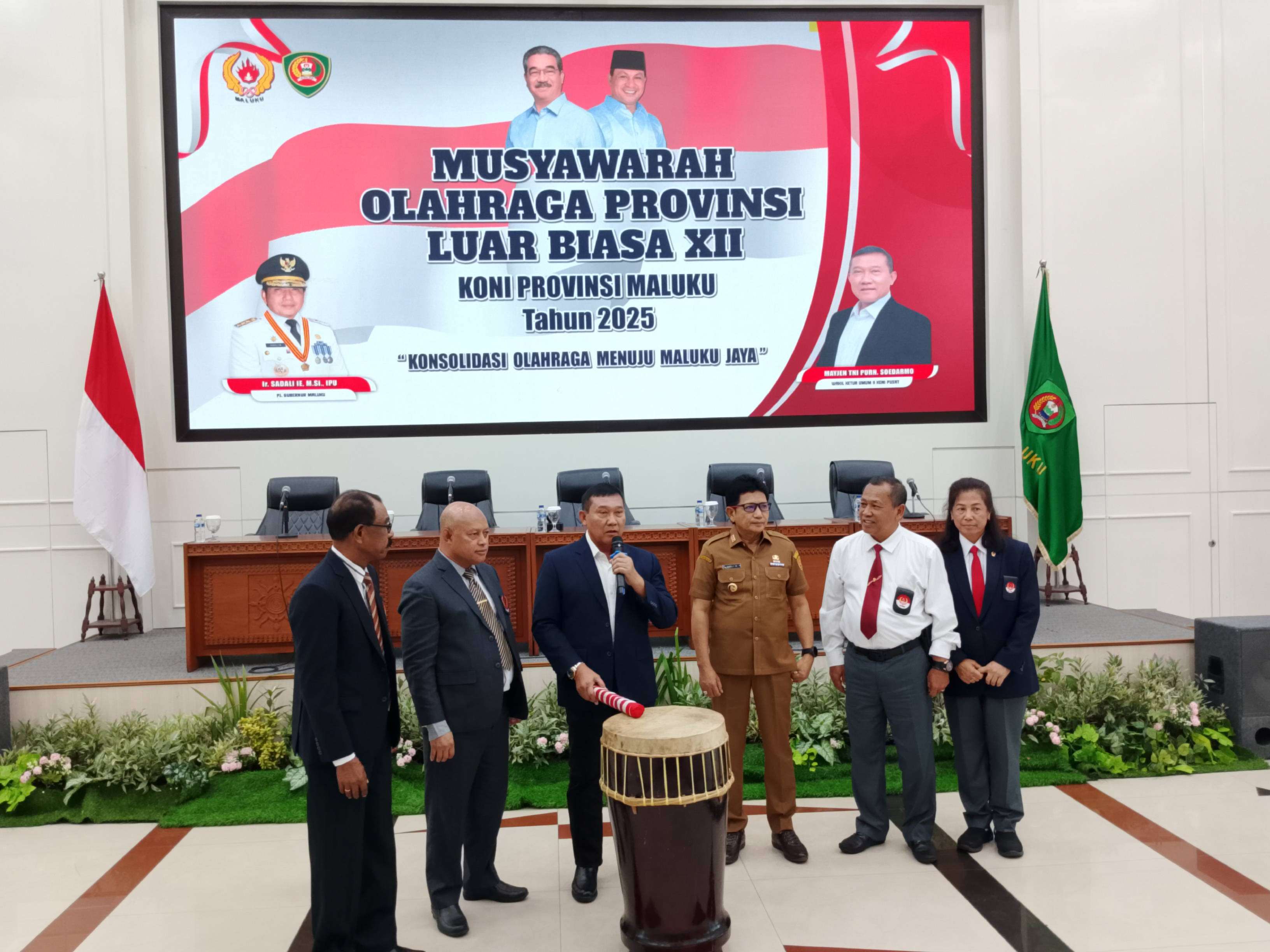 Sadali Ie Dorong Kolaborasi Ukir Prestasi Maluku di PON XXII - RRI.co.id