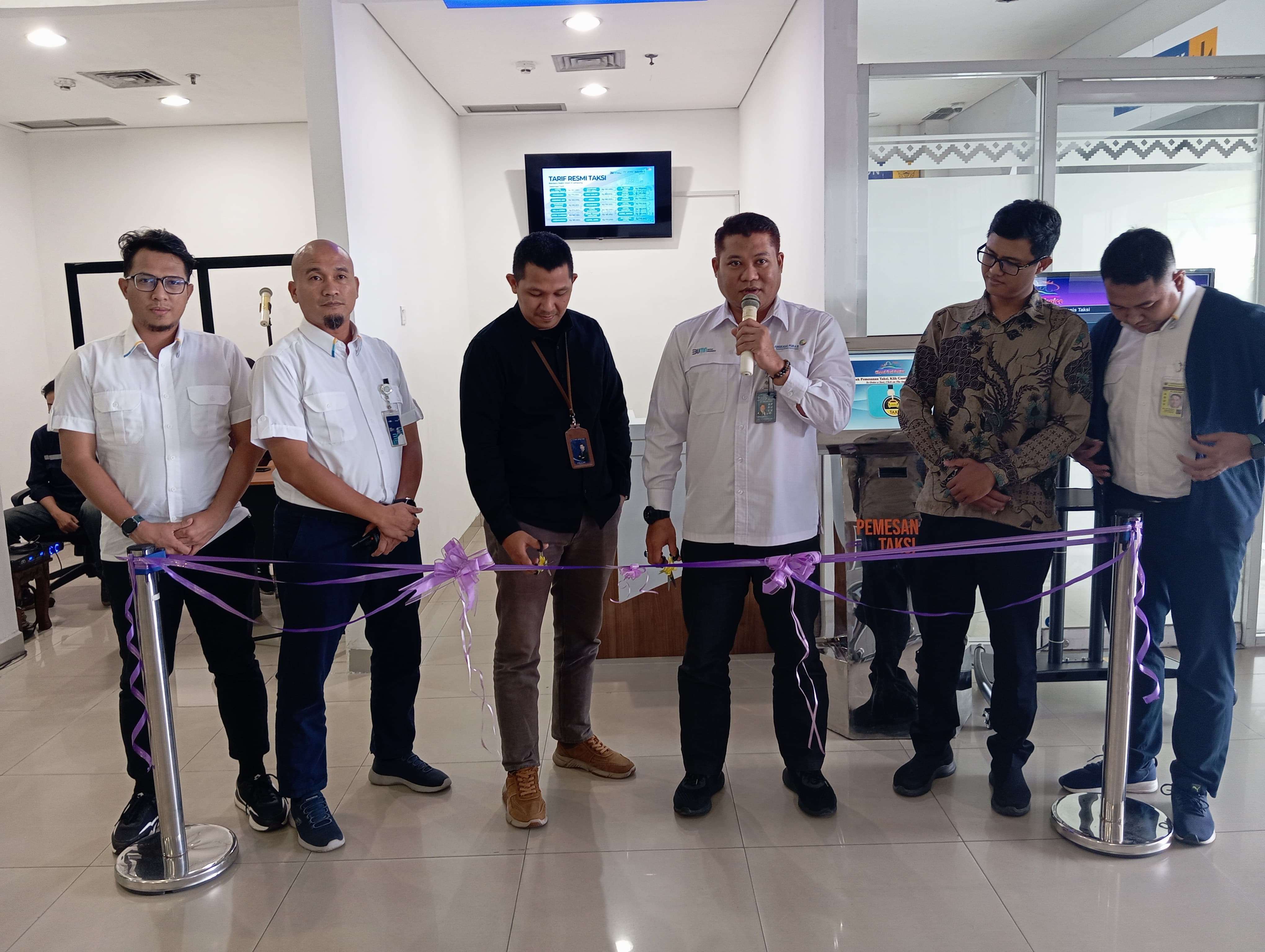 Bandara Radin Inten II Resmikan Airport Taxi Counter - RRI.co.id