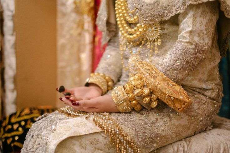 Malam Bainai, Tradisi Sakral Menjelang Pernikahan Adat Minangkabau ...