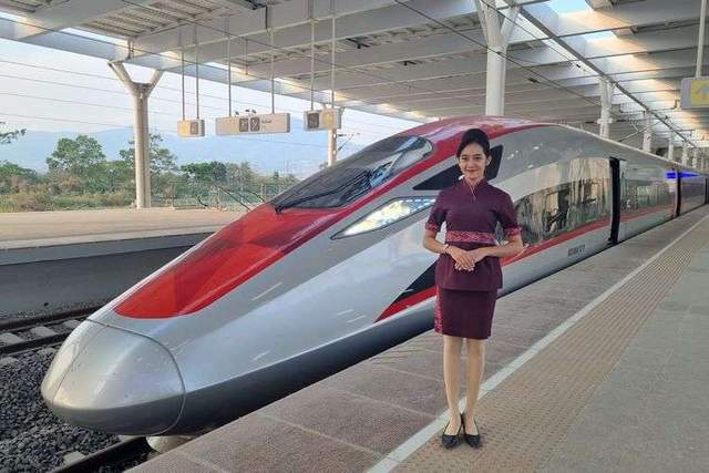 Ini Jadwal Keberangkatan Whoosh dari Jakarta ke Bandung - RRI.co.id