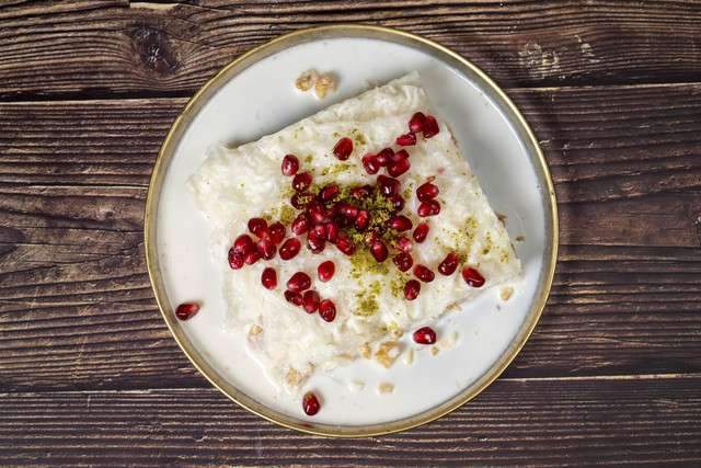 Mencicipi Gullac Dessert Khas Turki yang Hanya Muncul Saat Ramadan ...