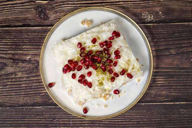Mencicipi Gullac Dessert Khas Turki yang Hanya Muncul Saat Ramadan ...