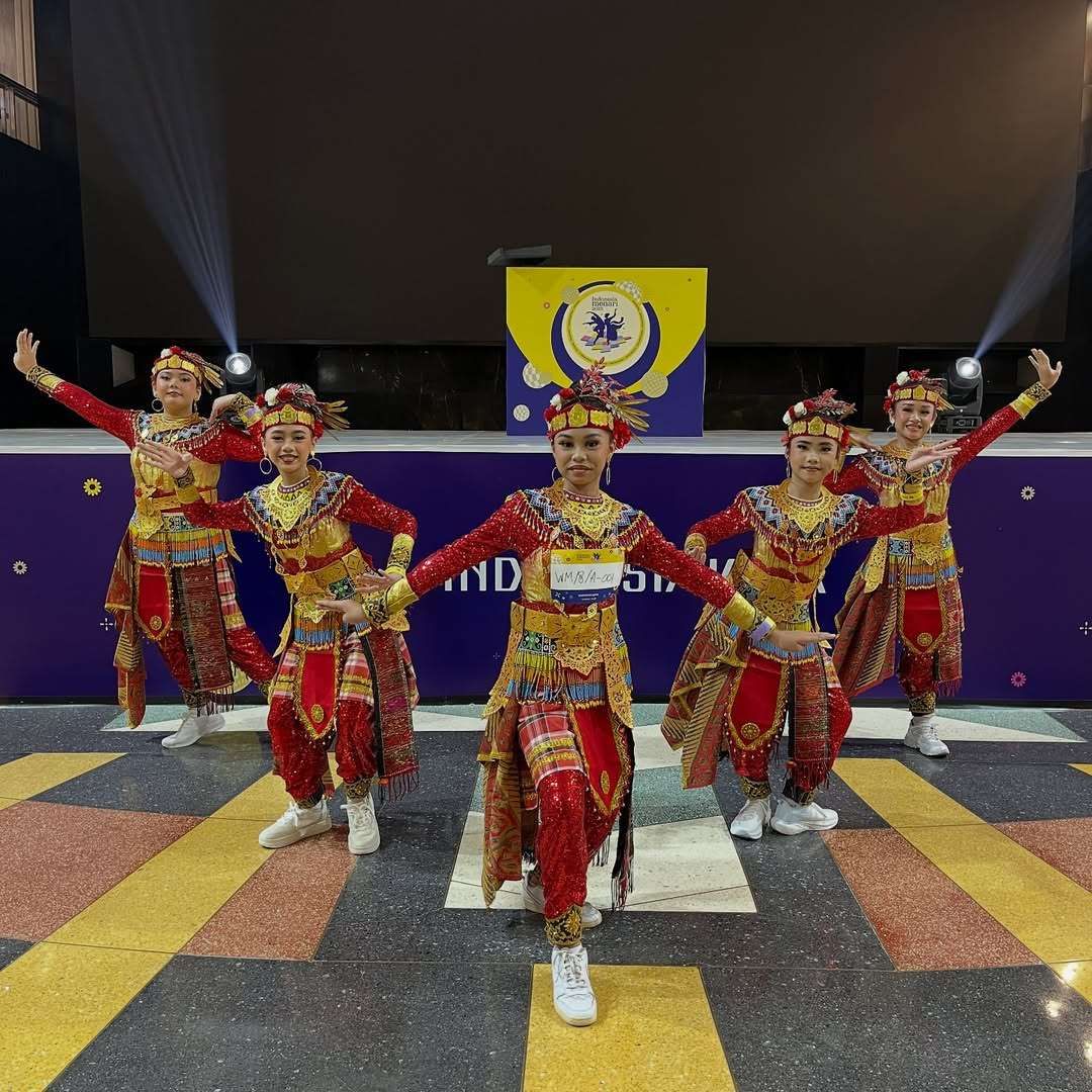 Indonesia Menari 2025 Unites Cities Through Traditional Dance - RRI.co.id