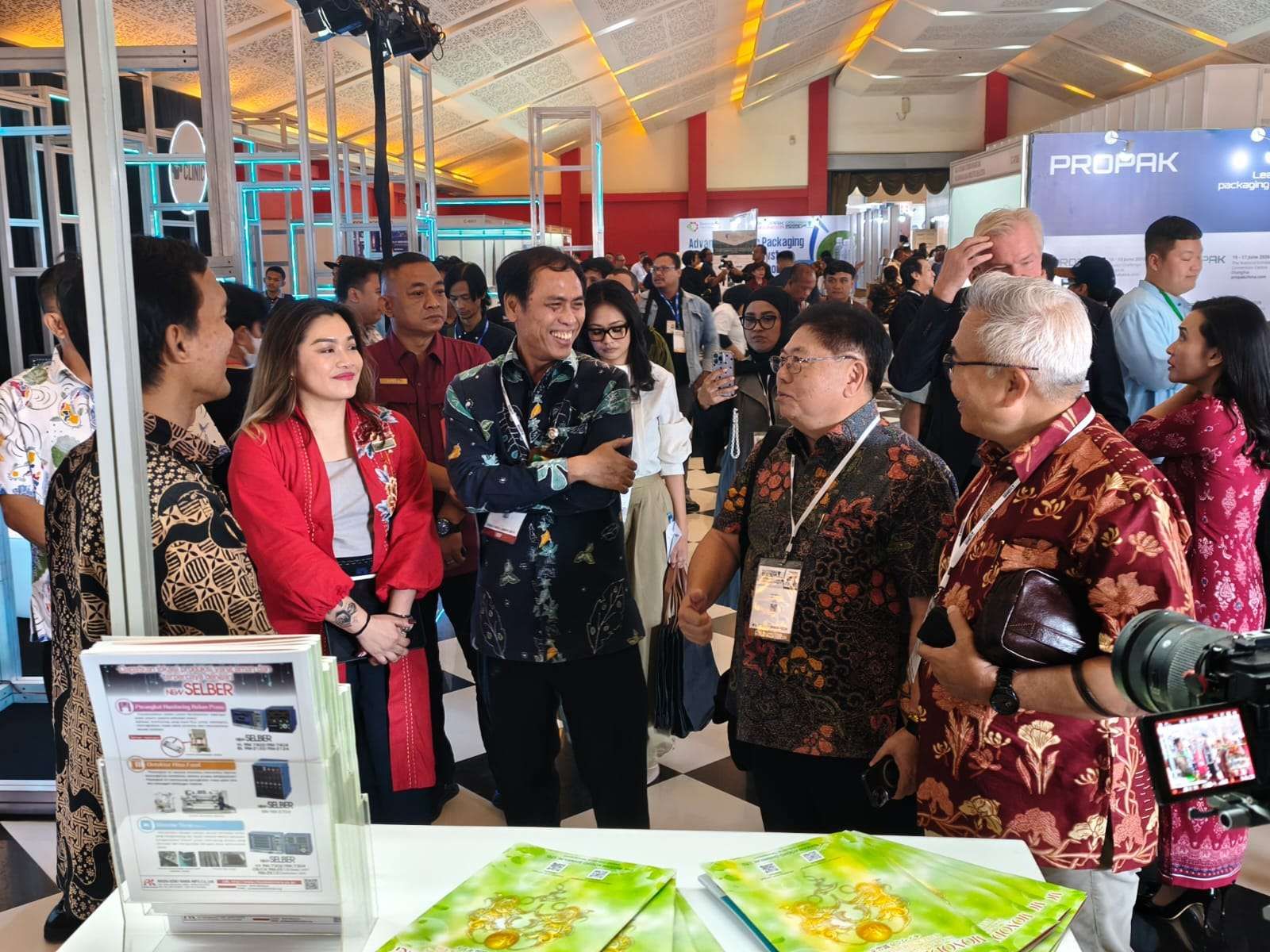 Transformasi Industri Plastik-Karet Menuju Inovasi, Efisiensi dan ...
