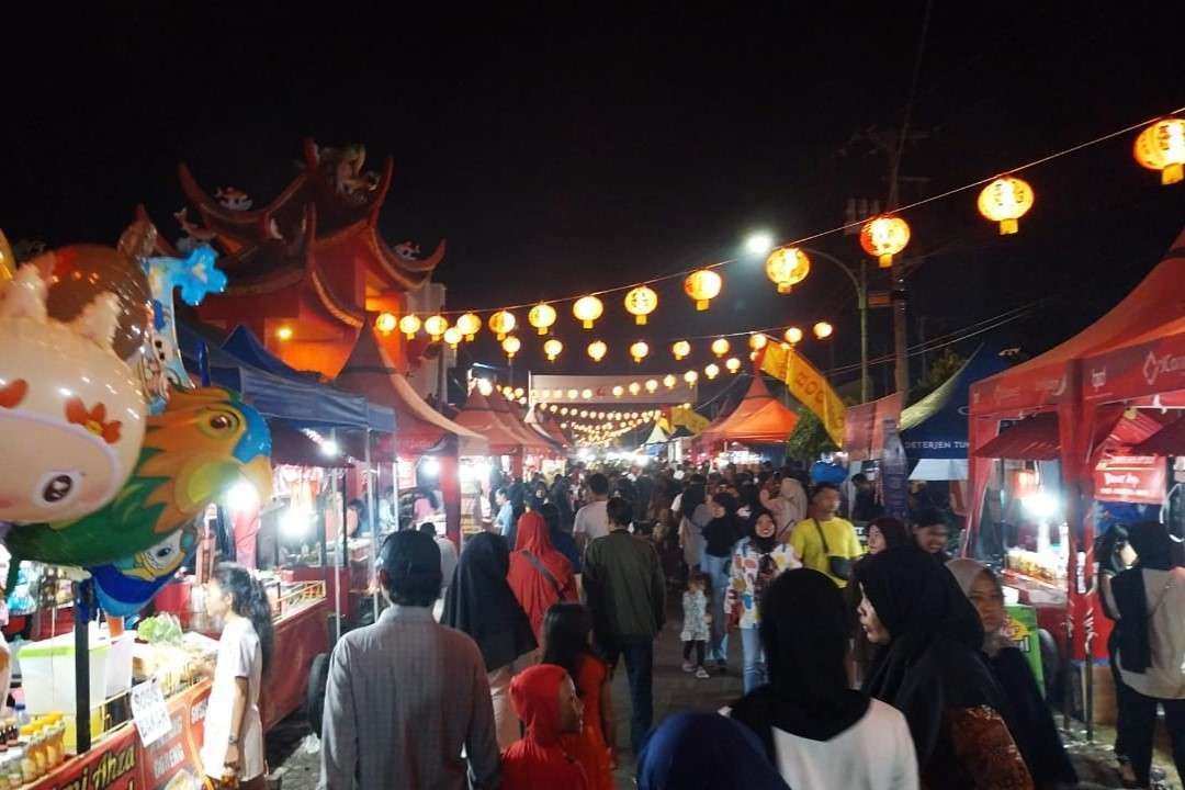 Festival Kuliner Pecinan Meriahkan Imlek 2576 di Banyuwangi - RRI.co.id