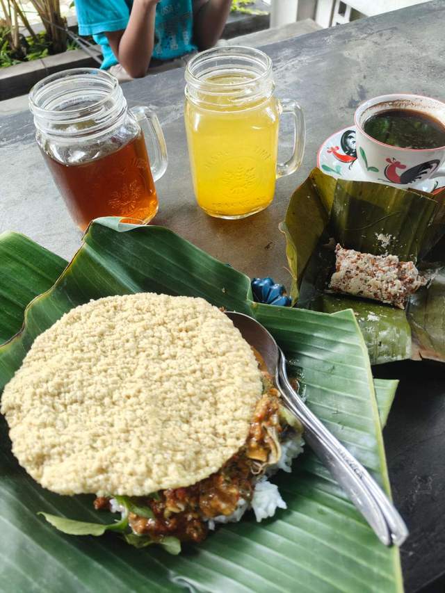 Sensasi Pecel Tradisional Rasa Cafe di Madiun - RRI.co.id