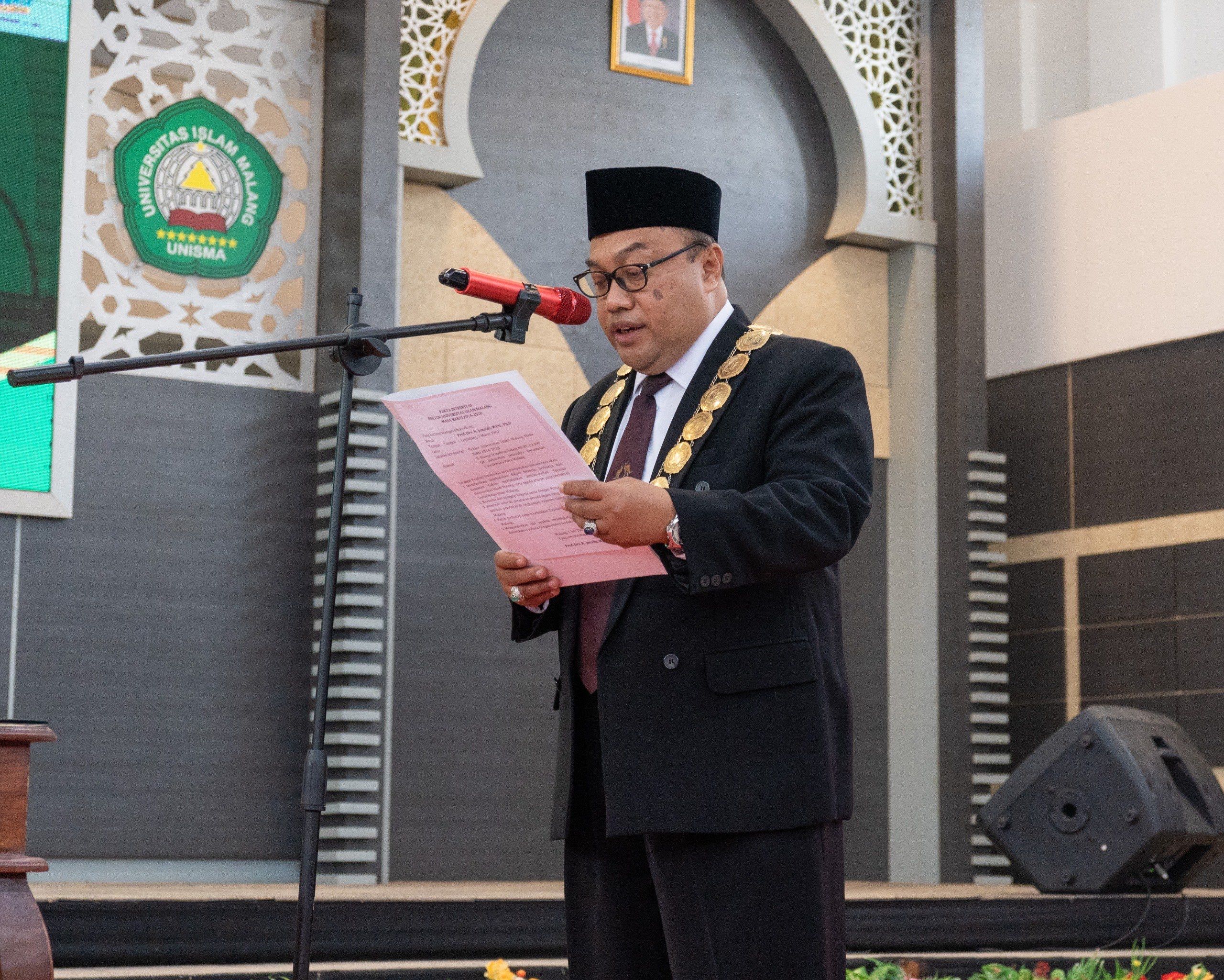 Prof. Junaidi Resmi Jabat Rektor Unisma Periode 2024-2028 - RRI.co.id