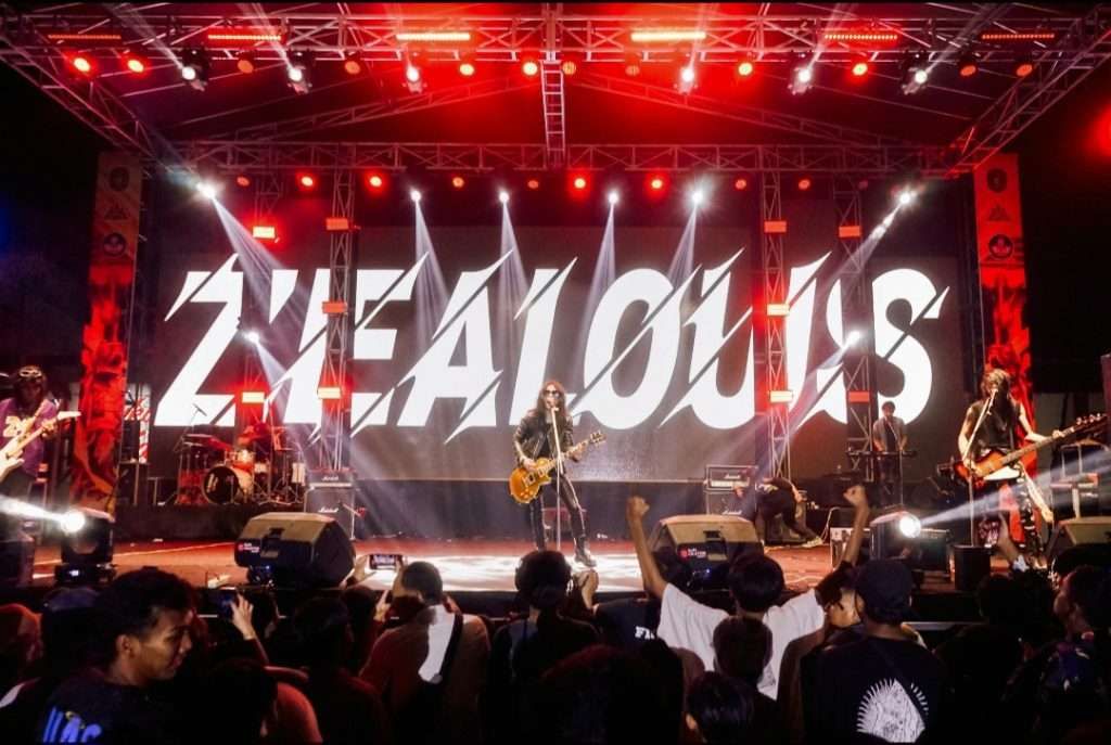 Zealous Rock Band Meriahkan Malam Tahun Baru di Tomohon - RRI.co.id