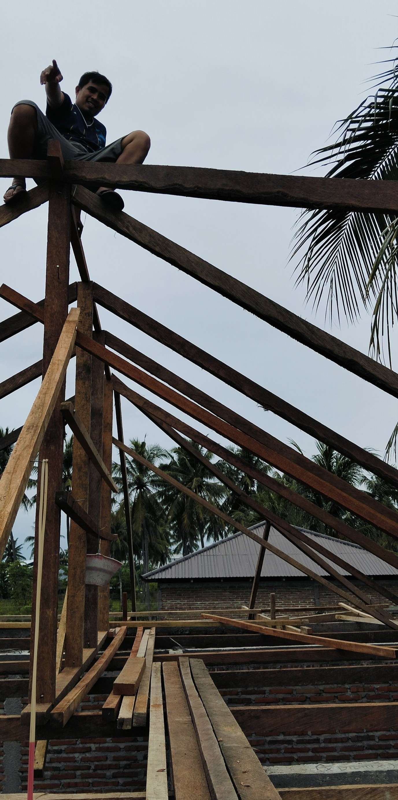 Tiang Raja, Penopang Rumah Penjaga Tradisi - RRI.co.id