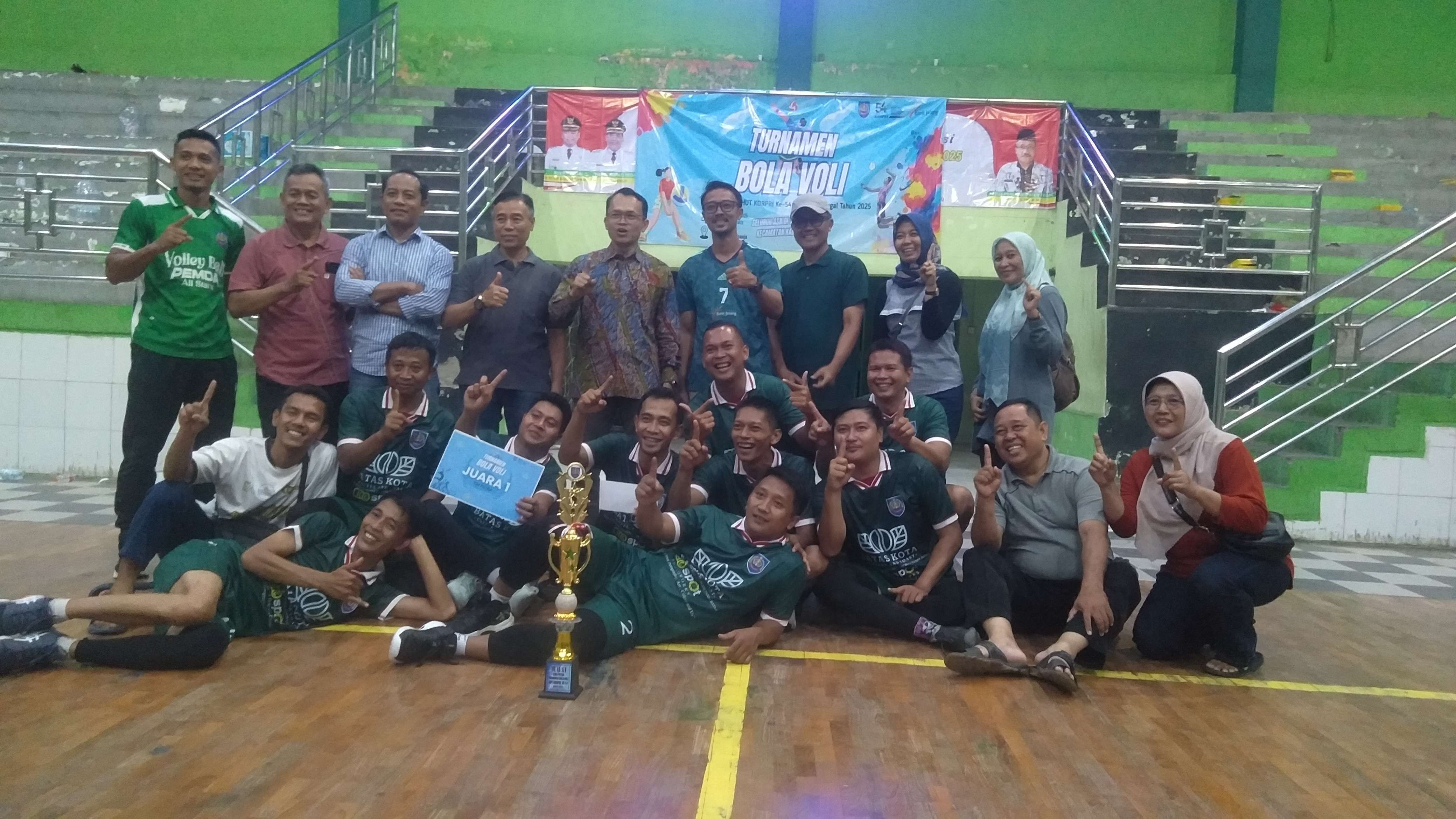 Tim Bola Voli Balapulang Juara HUT KORPRI 2025 - RRI.co.id