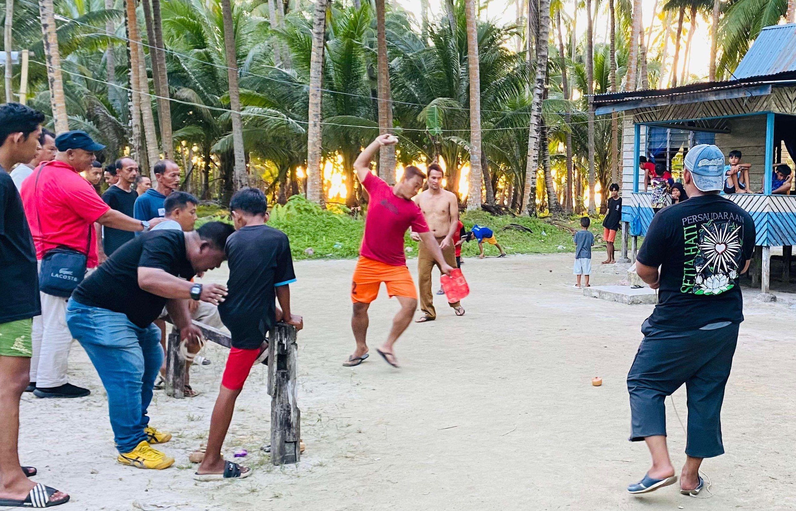 Putaran Gasing di Ujung Negeri Hidupkan Gaung Budaya - RRI.co.id