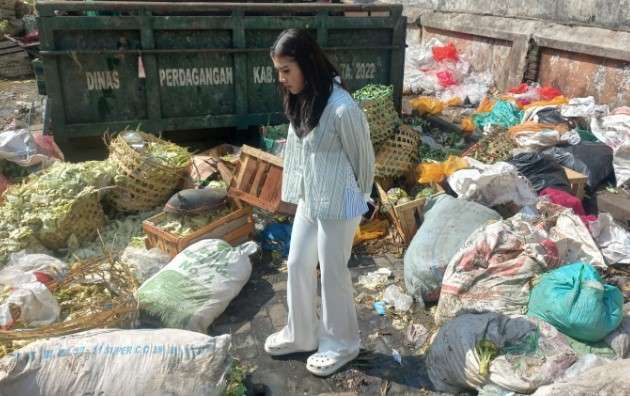 Bellinda Birton Sidak Pasar Bitingan - RRI.co.id