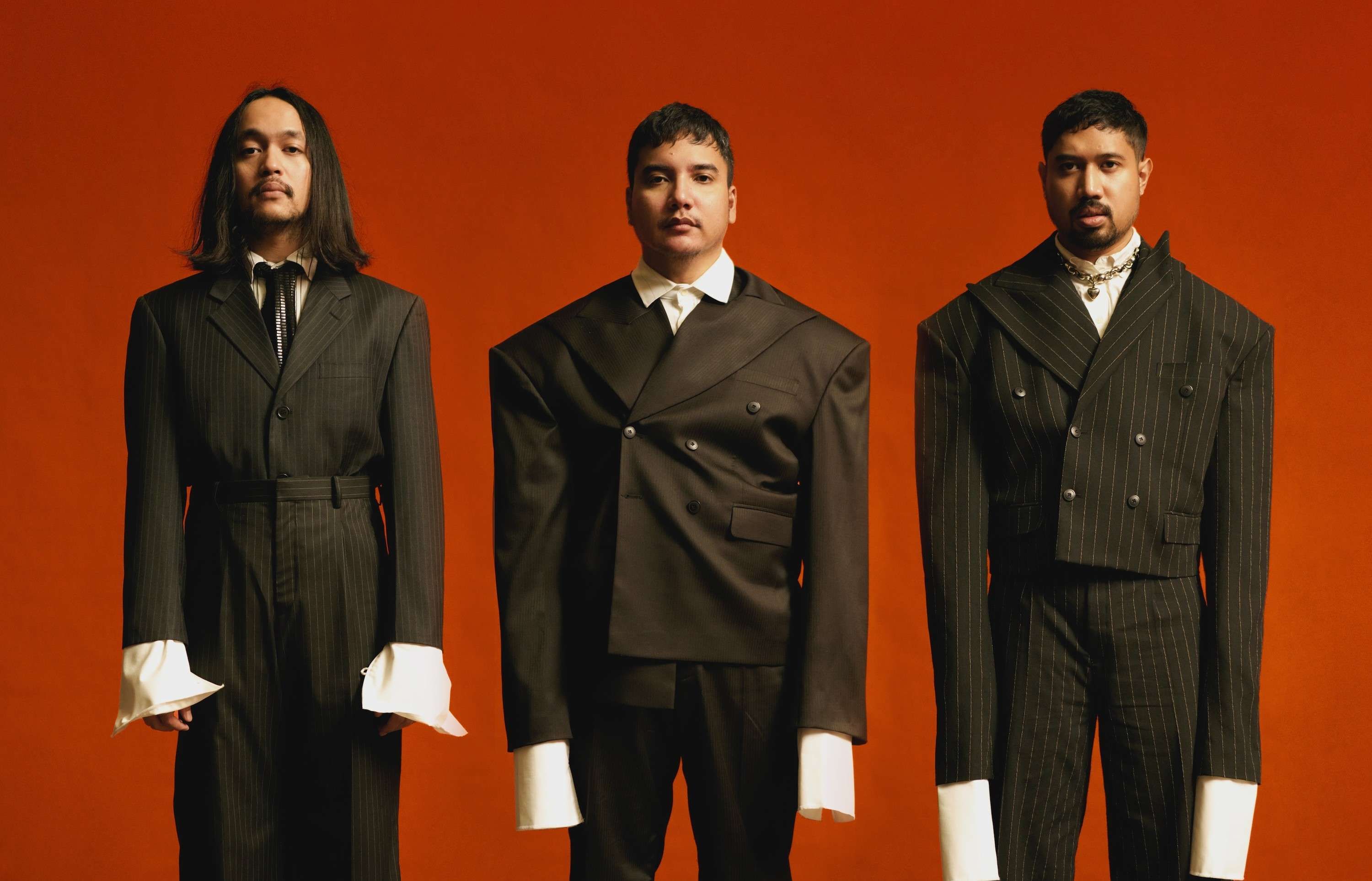 “Man Enough” Penanda Era Baru Bagi Elephant Kind - RRI.co.id