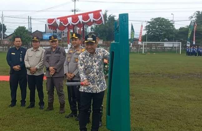 TNI Bangun Jalan Beton 450 Meter di Kudus - RRI.co.id