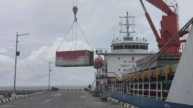 Waropen Belum Manfaatkan Muatan Balik Kapal Tol Laut - RRI.co.id