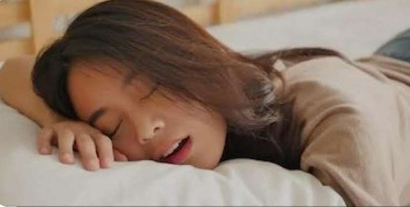Perlu Dicoba! 4 Cara Mengatasi Ngiler Saat Tidur - RRI.co.id