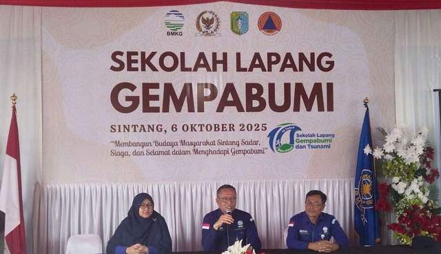 BMKG Gelar Sekolah Lapang Gempabumi di Sintang - RRI.co.id