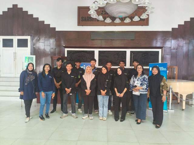 Pratama FM Kunjungi RRI Surakarta untuk Belajar Penyiaran - RRI.co.id